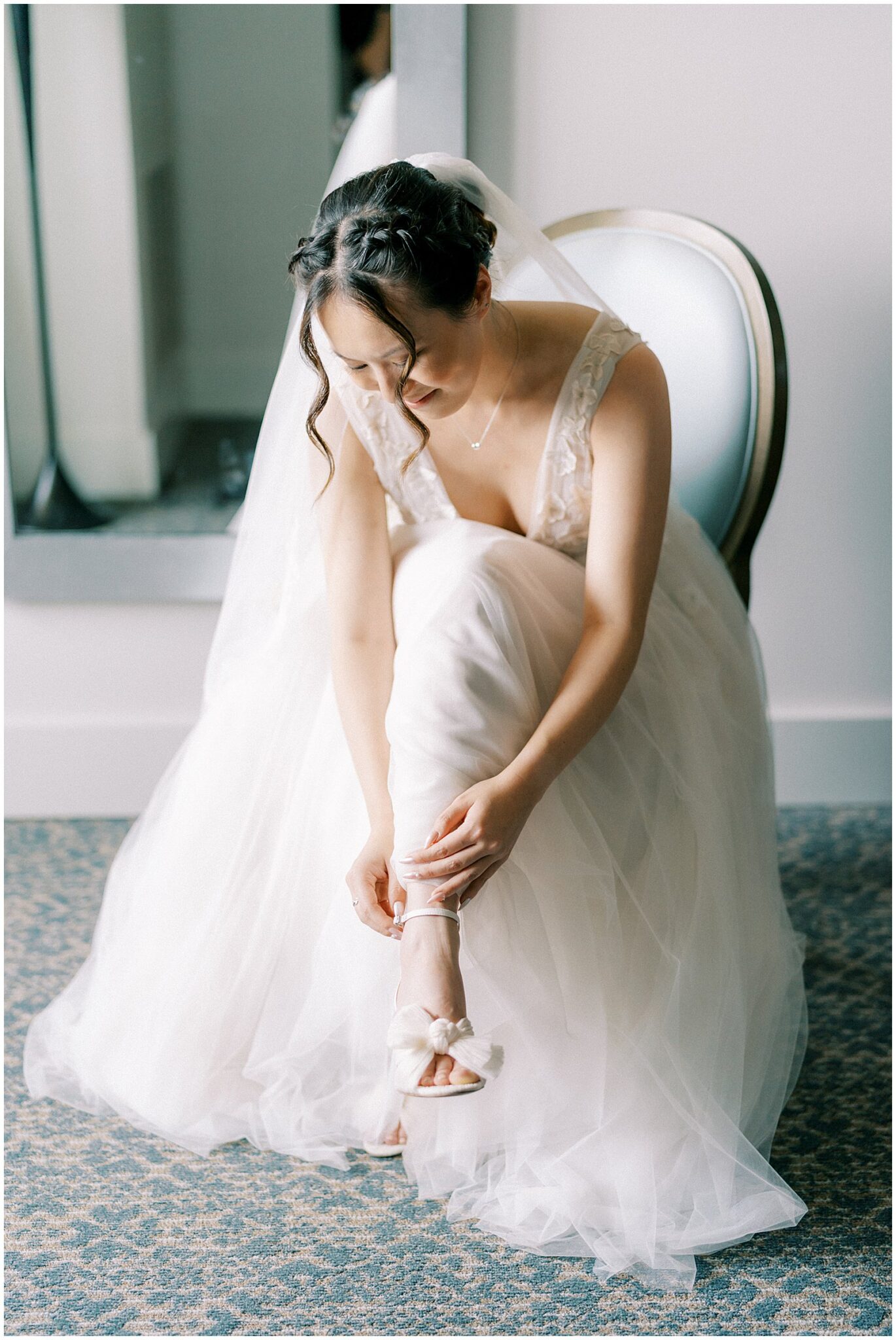 Chesapeake Bay Beach Club Wedding - winniedora.com